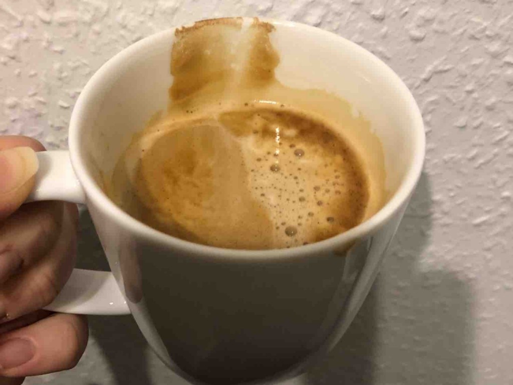 Selbstgemacht, 125 ml Kaffe mit 50 ml Milch(3,5 %) Kalorien - Neue ...