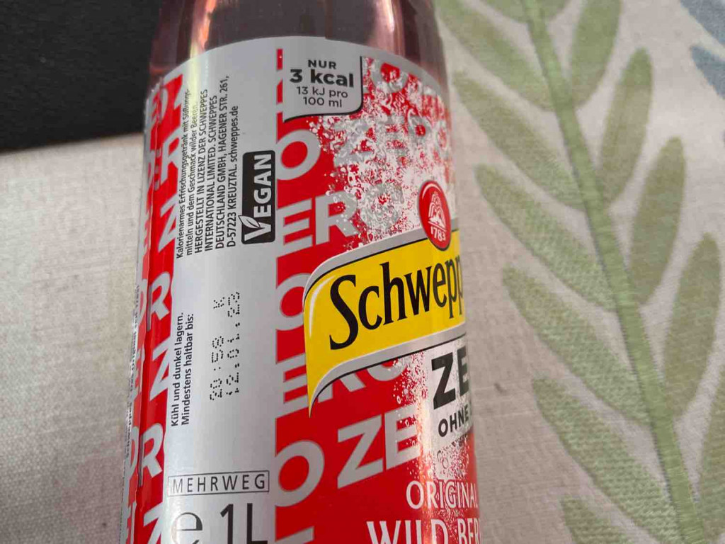 Schweppes, Schweppes Wild Berry Zero Kalorien - Neue Produkte - Fddb